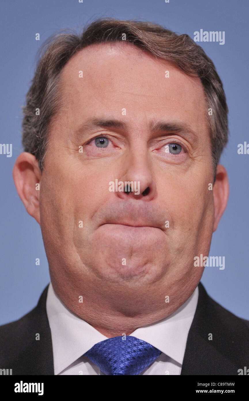 Former secretary of defence hi-res stock photography and images - Alamy