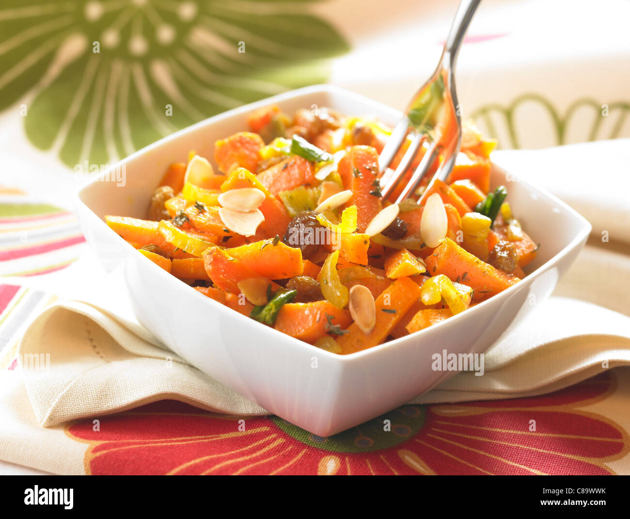 Sliced carrots herb hi-res stock photography and images - Alamy