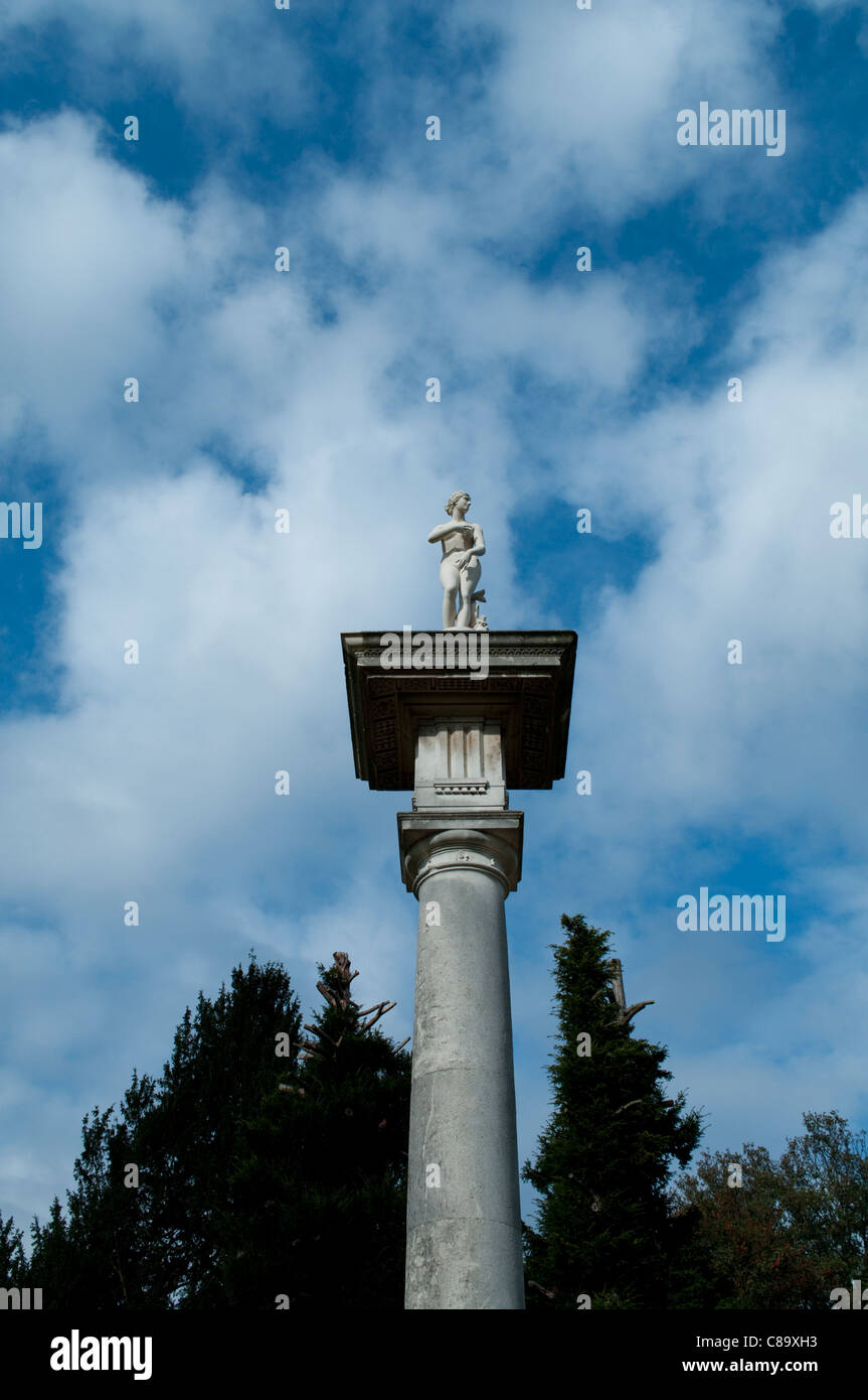 Statue on Plinth Stock Photo - Alamy