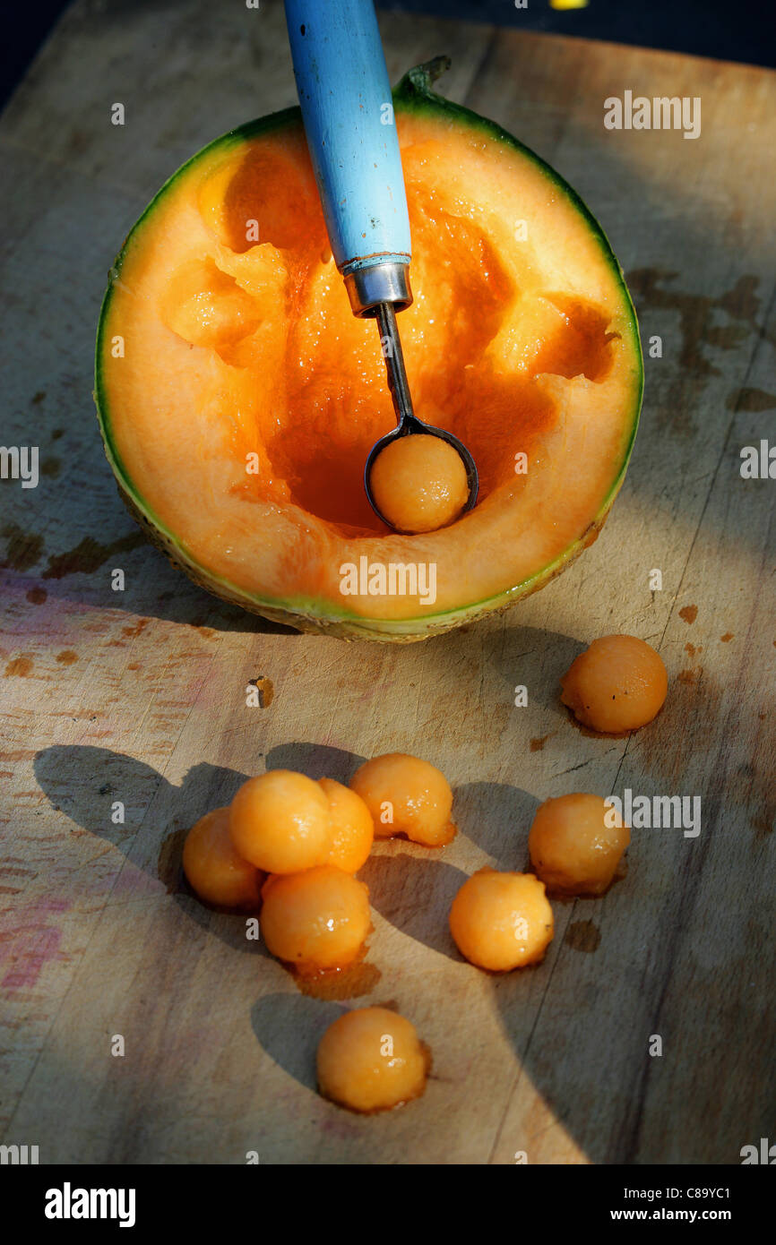 Making melon balls hi-res stock photography and images - Alamy