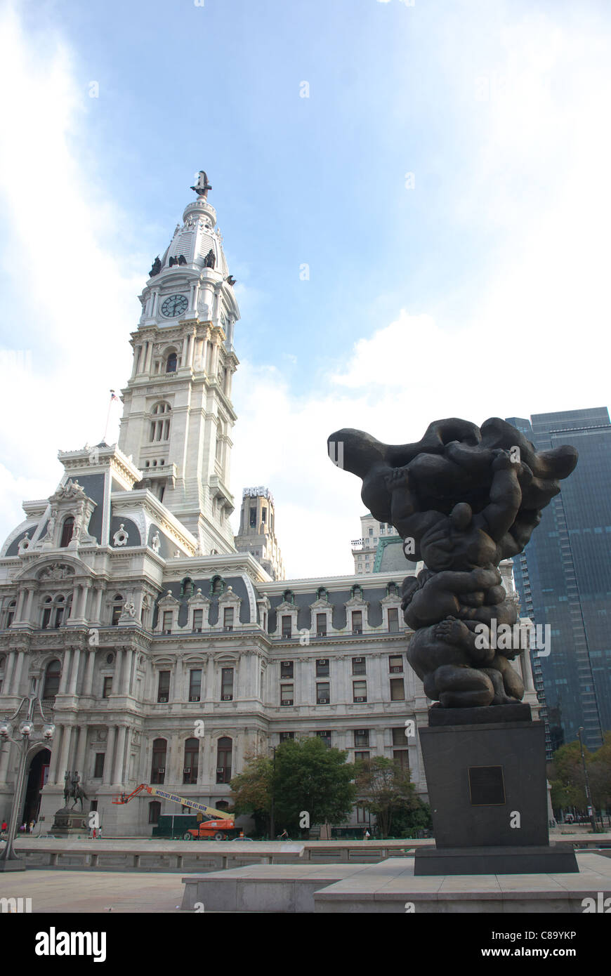 Statue downtown philadelphia hi-res stock photography and images - Alamy
