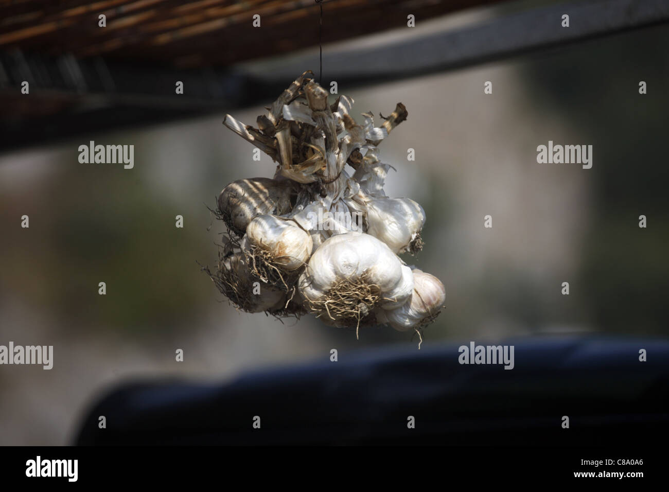 Hanging cloves of garlic hi-res stock photography and images - Alamy