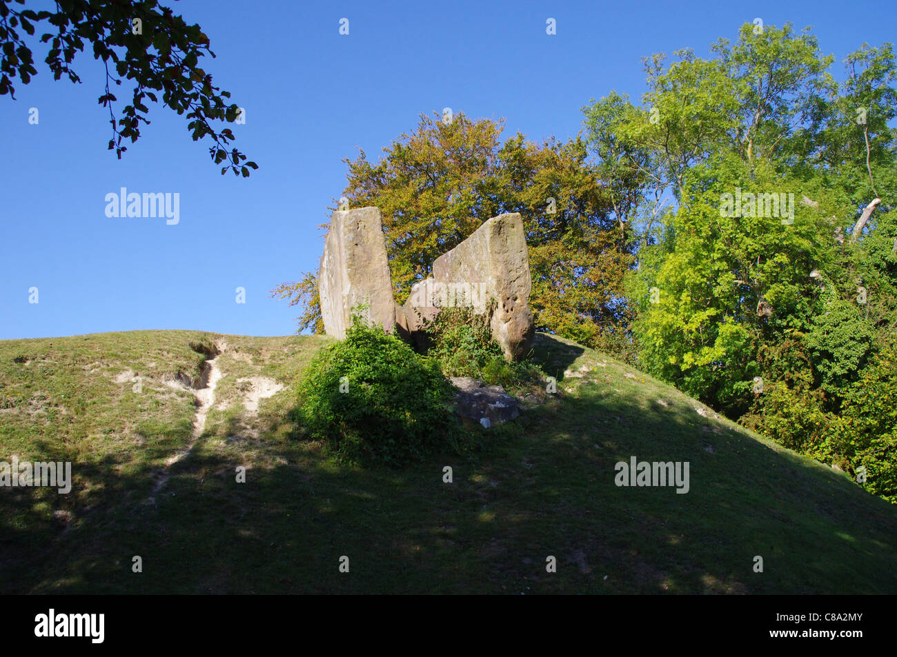 Coldrum stones Neolithic chambered long barrow Trottiscliffe Kent ...