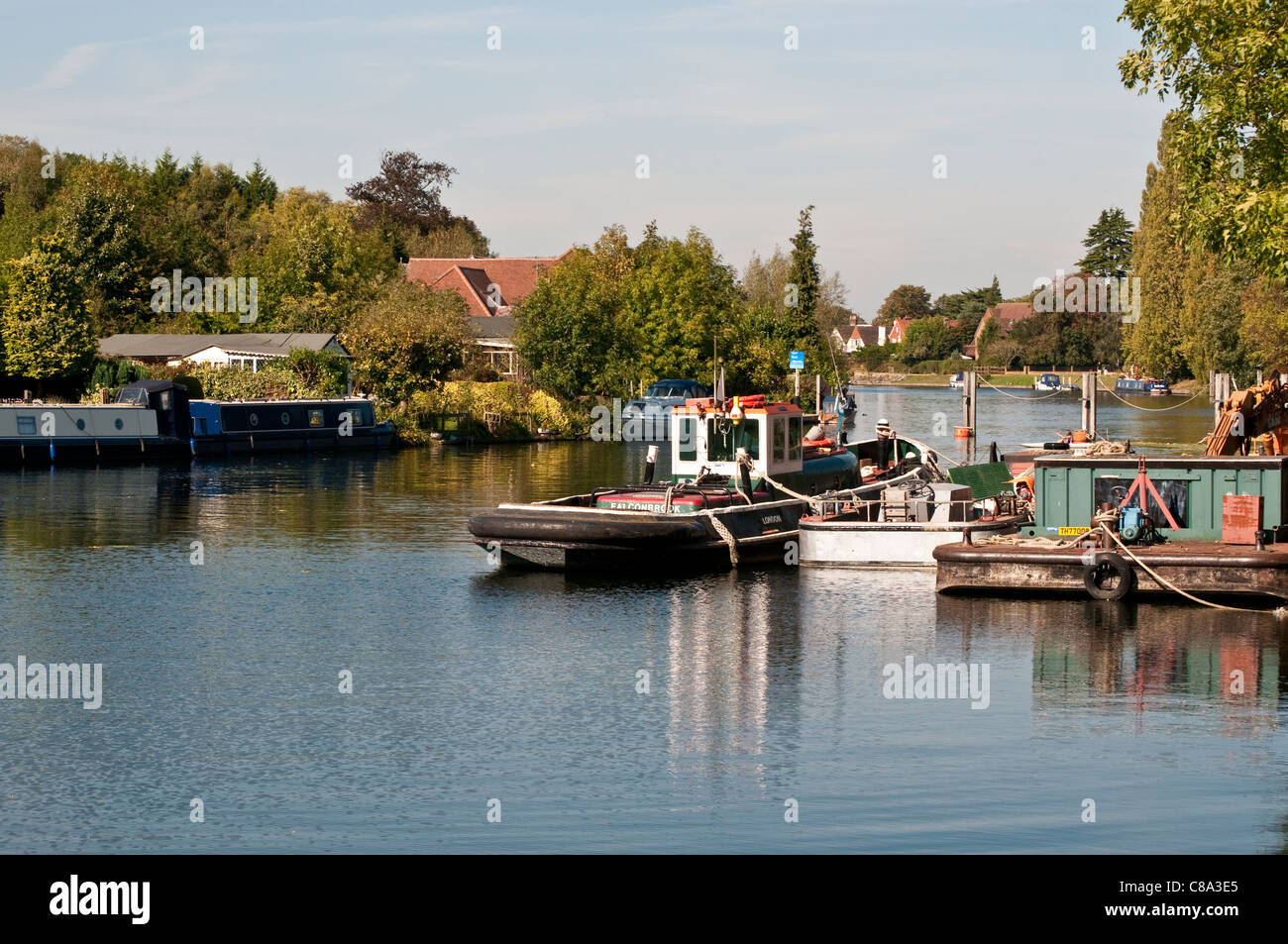 Boatyard near Penton Hook Lock, Laleham, Surrey, England, UK Stock ...