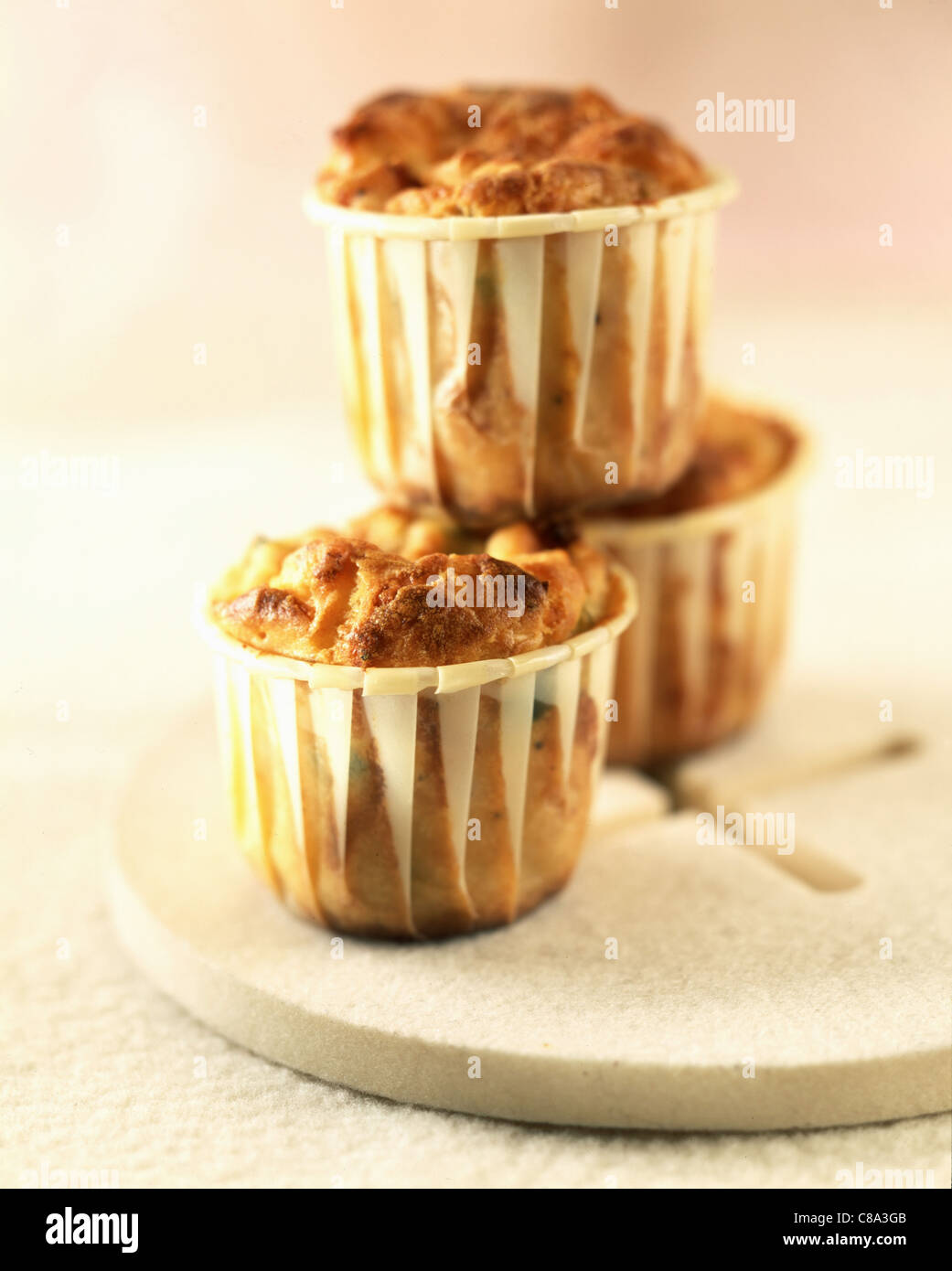 Pyramid of muffins hi-res stock photography and images - Alamy