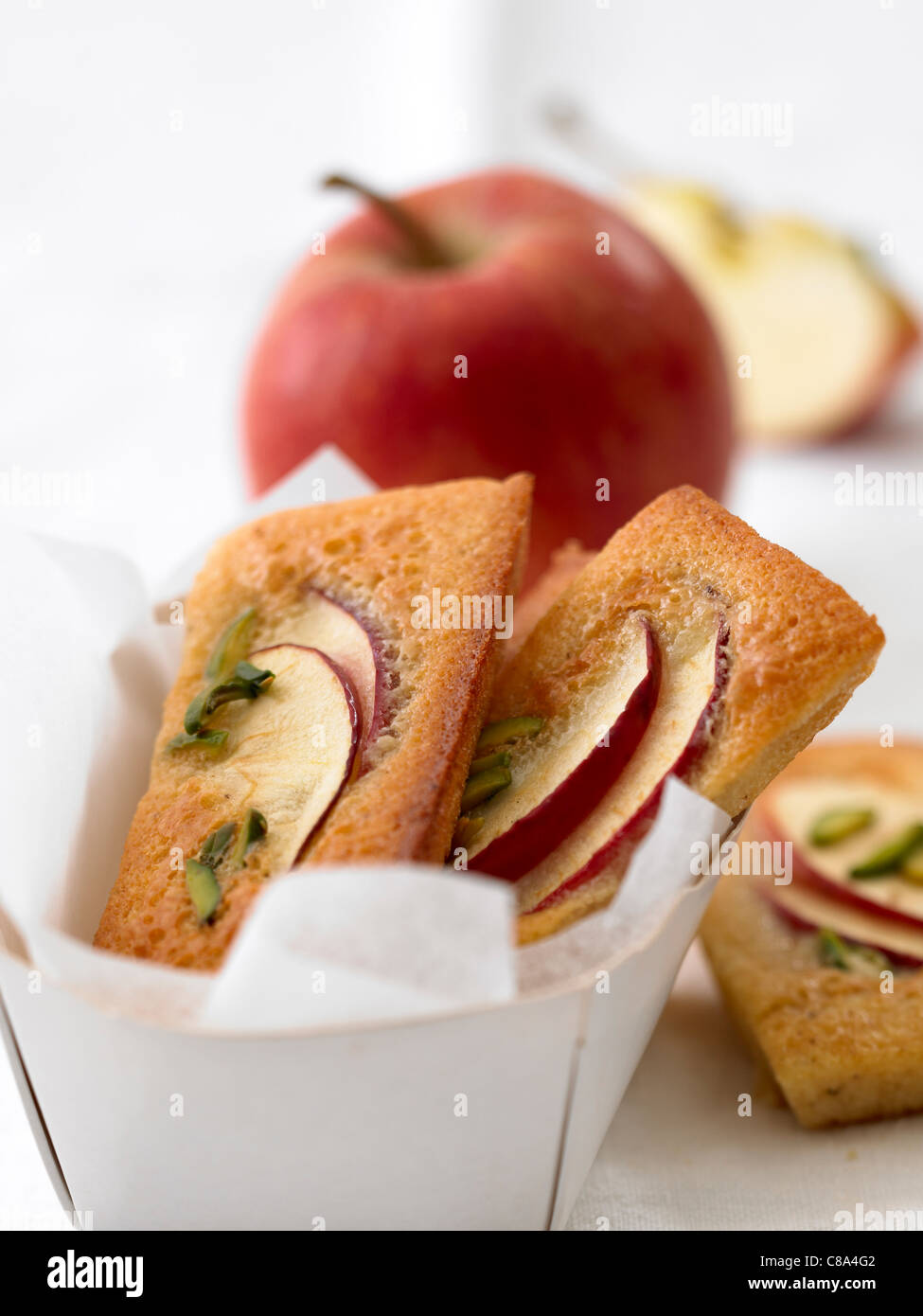 Financier financiers hi-res stock photography and images - Alamy