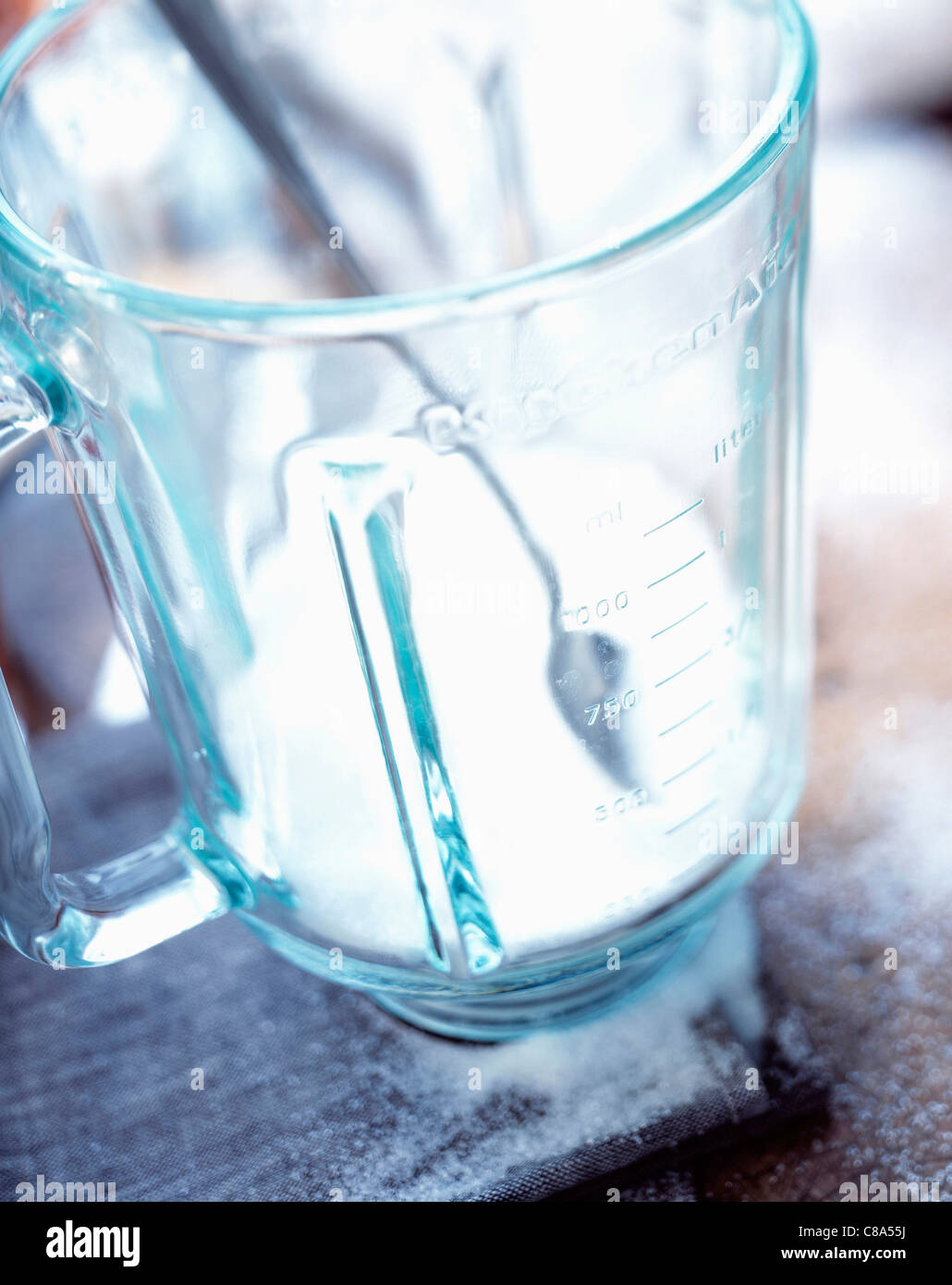 Measure jug hi-res stock photography and images - Alamy