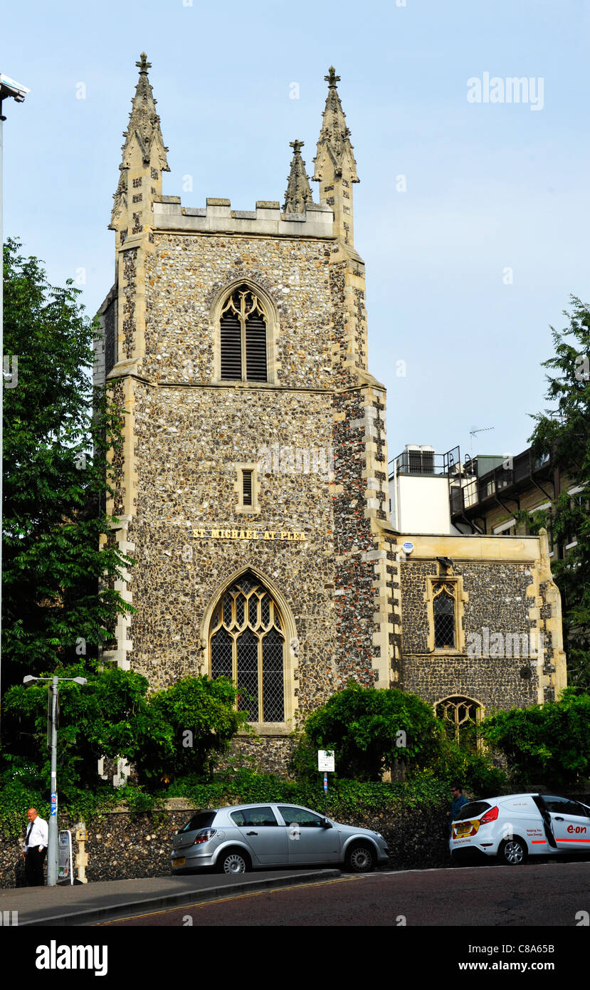 Norwich church clock hi-res stock photography and images - Alamy