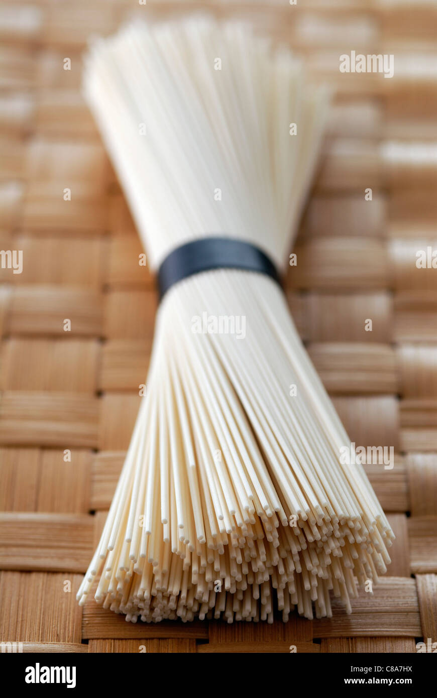 Bundle of chinese noodles Stock Photo - Alamy