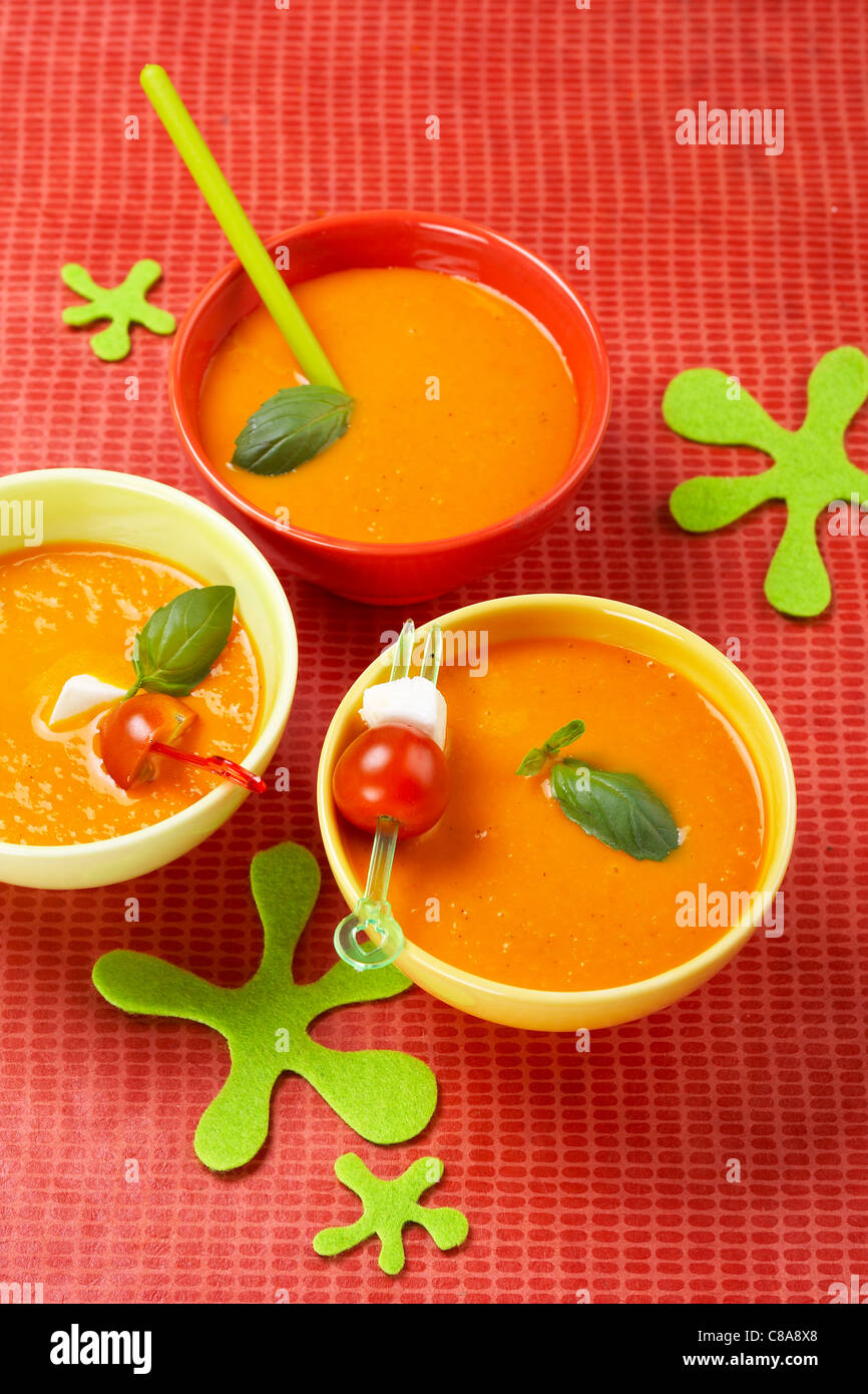 Chilled tomato soup Stock Photo - Alamy