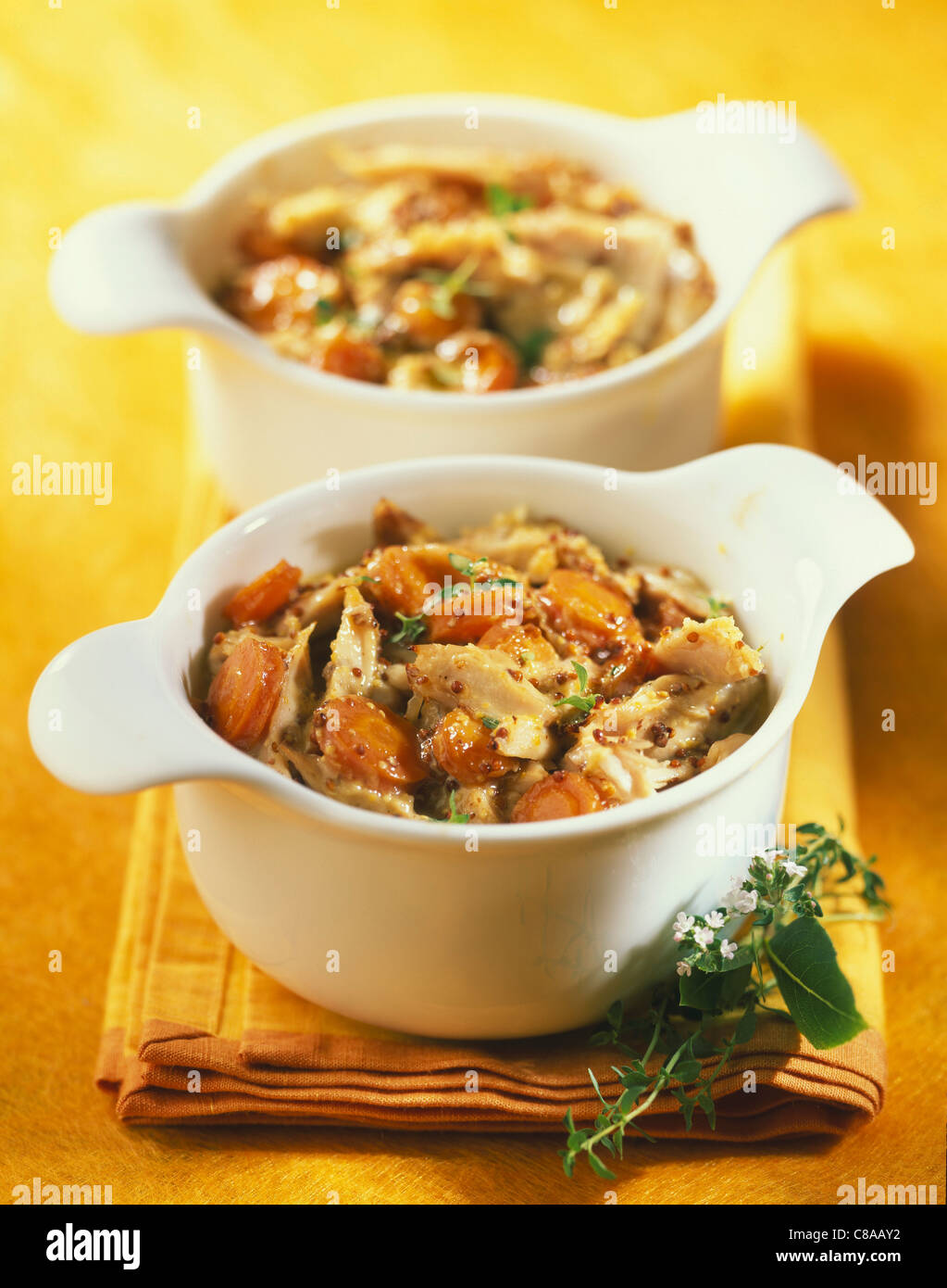 Rabbit and carrot small caserole dishes Stock Photo - Alamy
