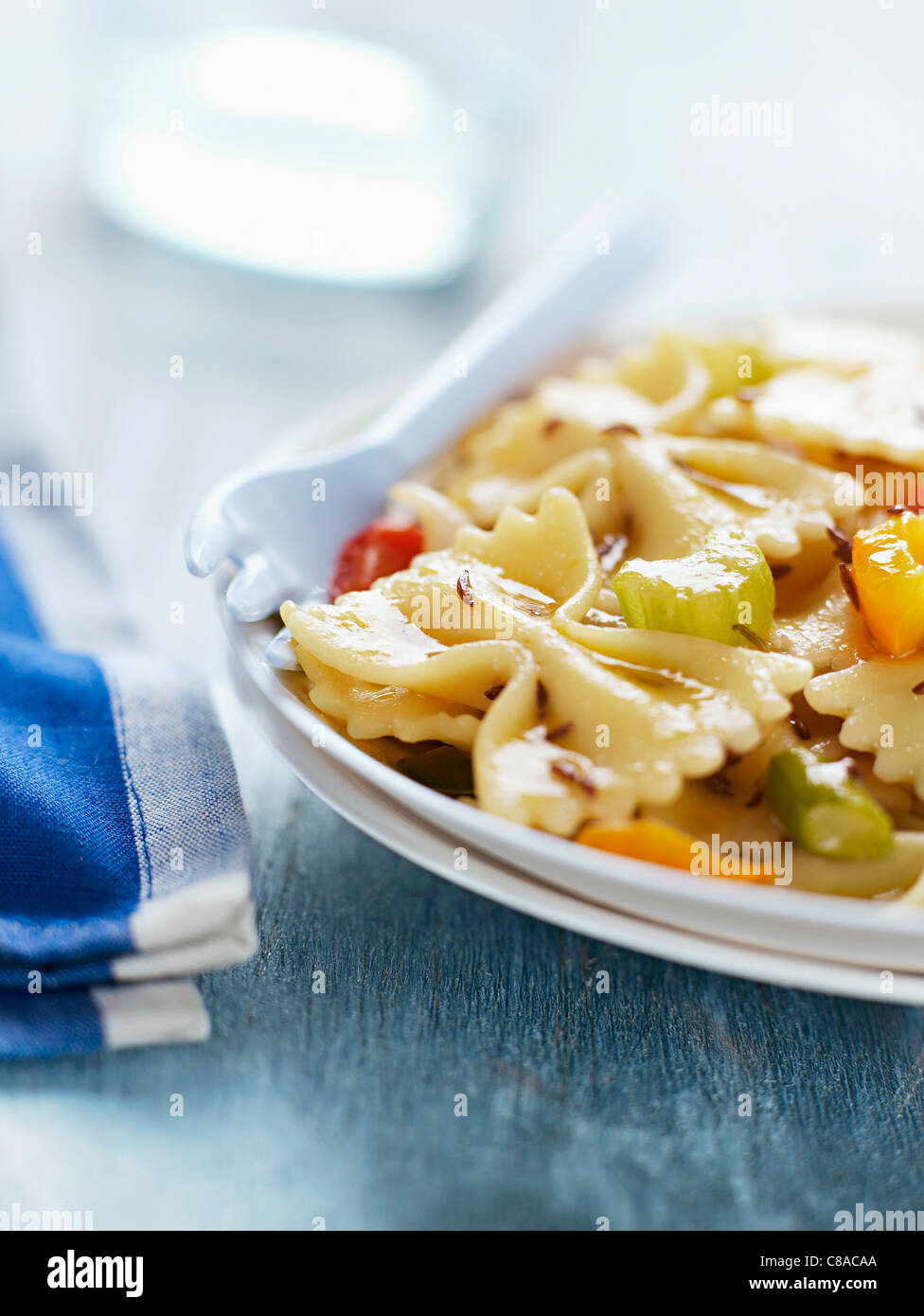 Farfalle with vegetables Stock Photo - Alamy