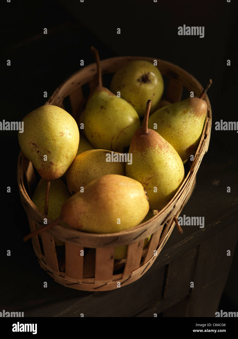 Basket of pears Stock Photo - Alamy