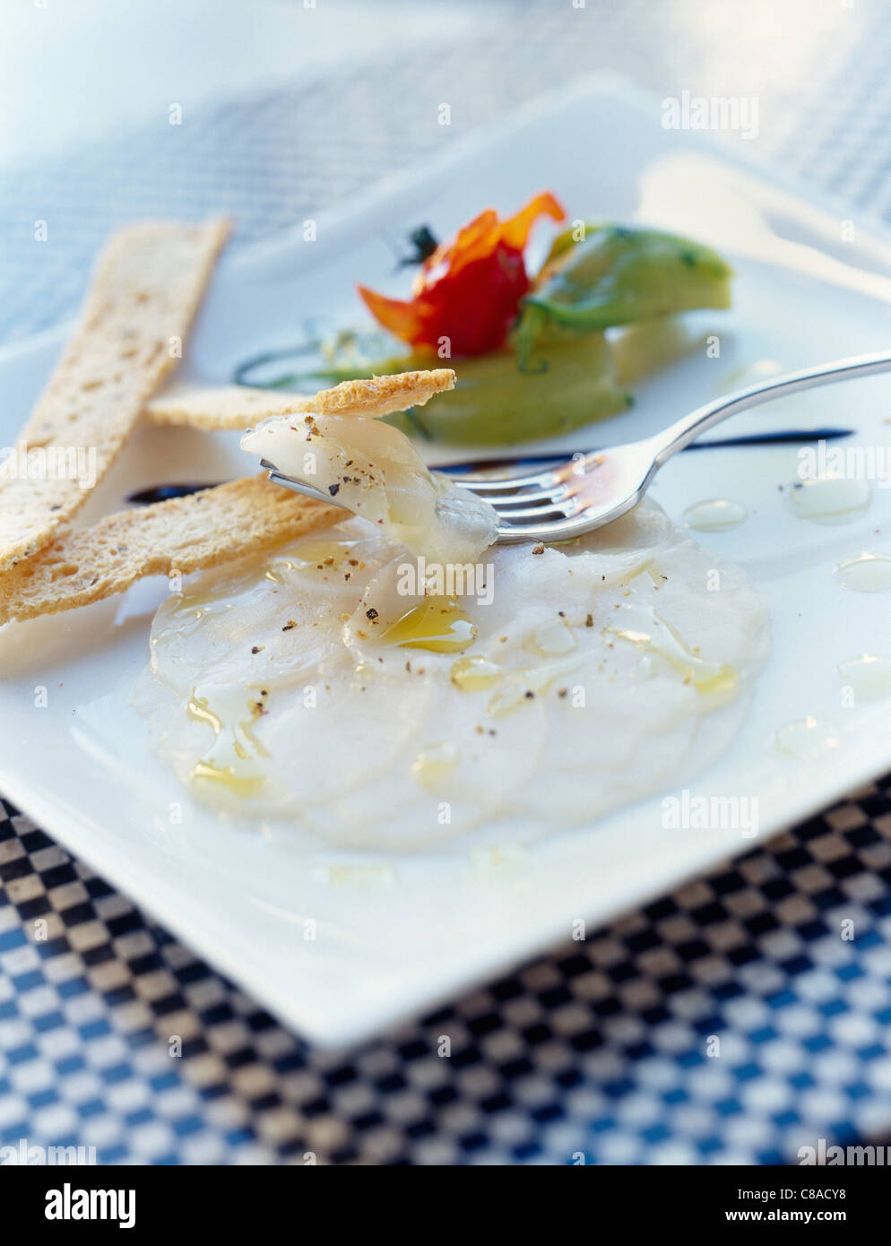 Scallop carpaccio hi-res stock photography and images - Alamy