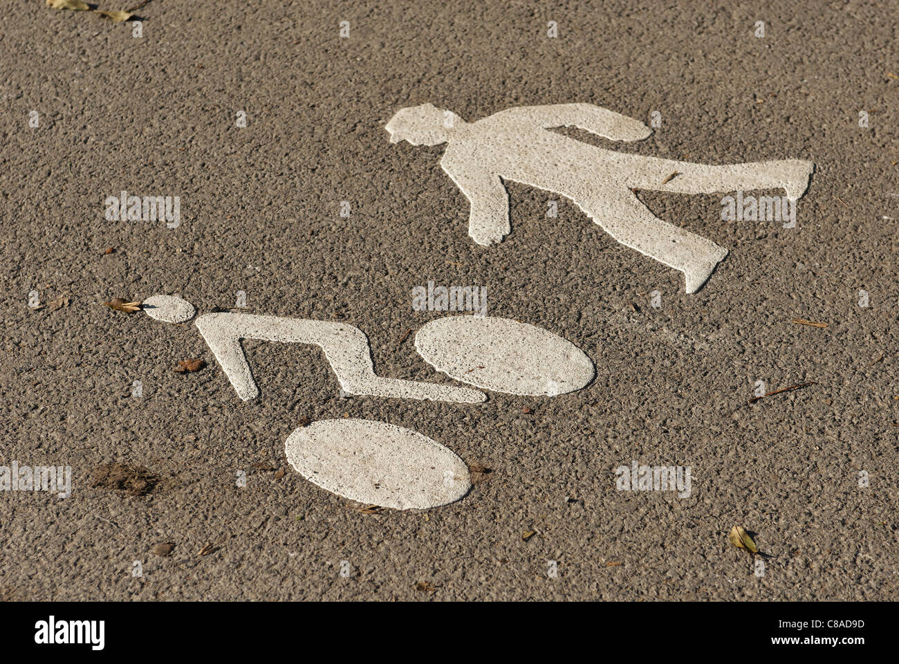 Cycle Cycling allowed route sign in park Stock Photo - Alamy