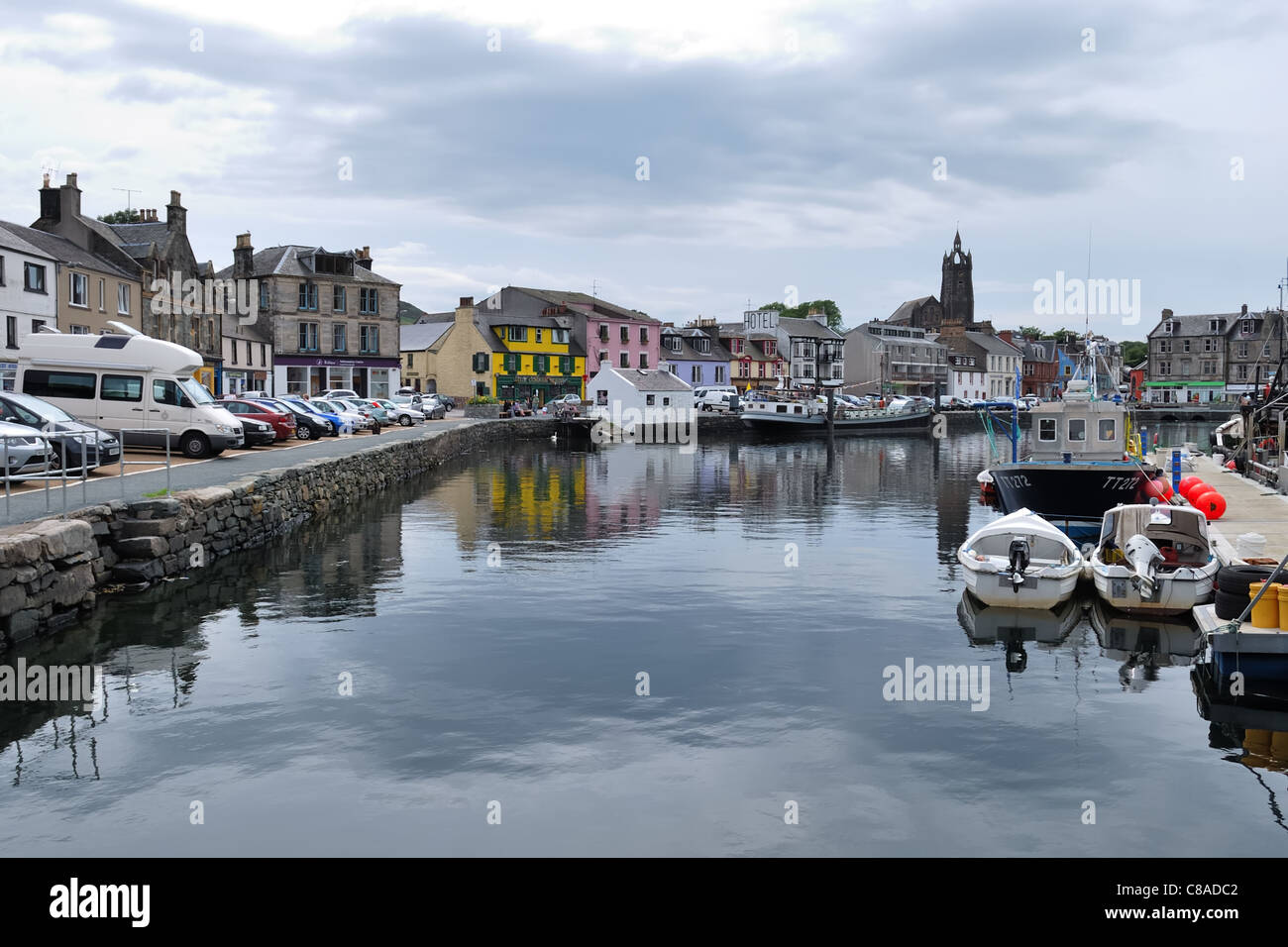 Tarbert harbour and street in Scotland, Uk Stock Photo - Alamy