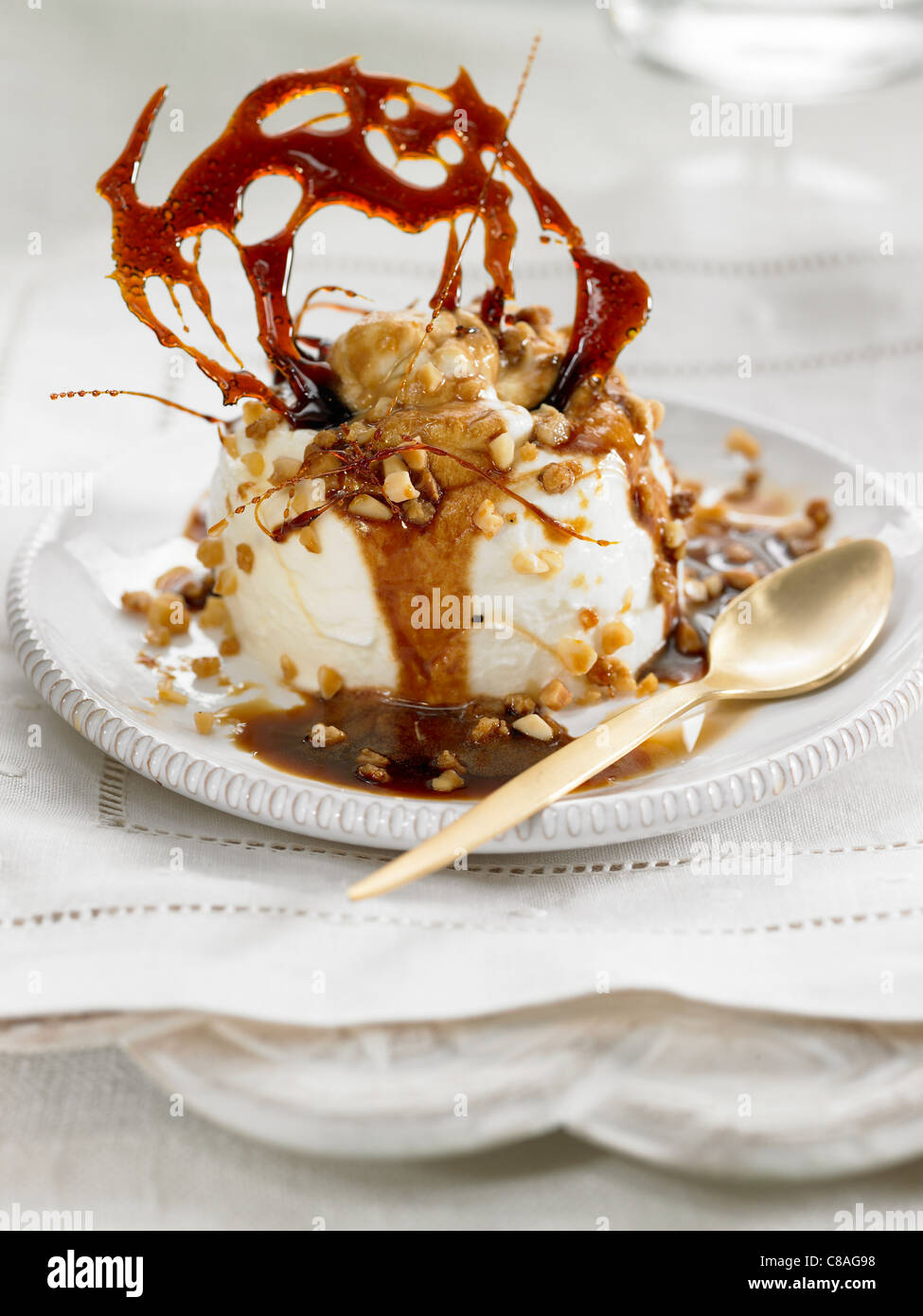 Caramel mousse hi-res stock photography and images - Alamy