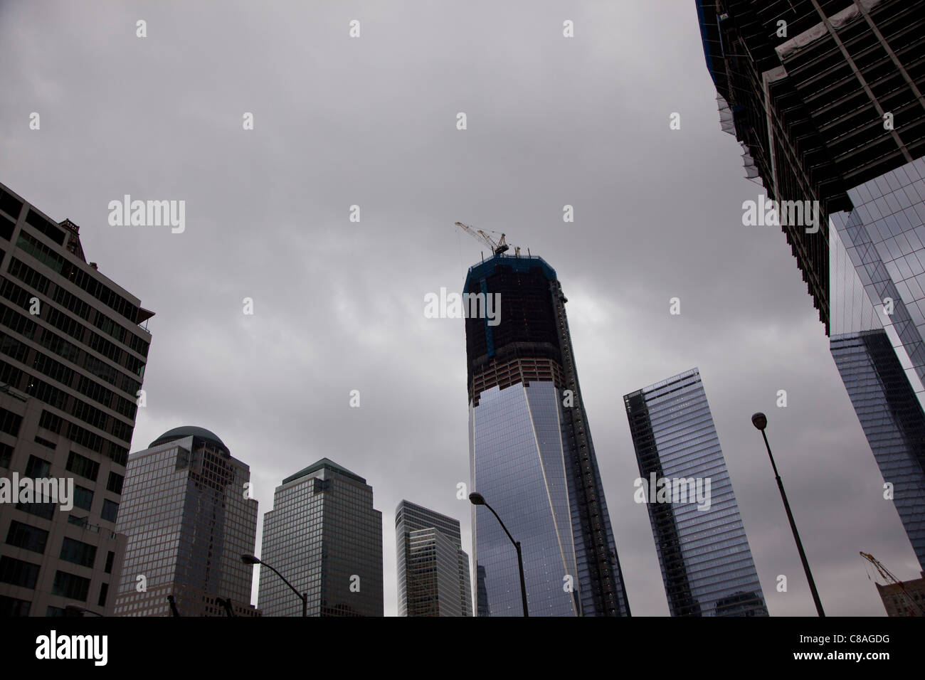 One world trade center construction hi-res stock photography and images ...