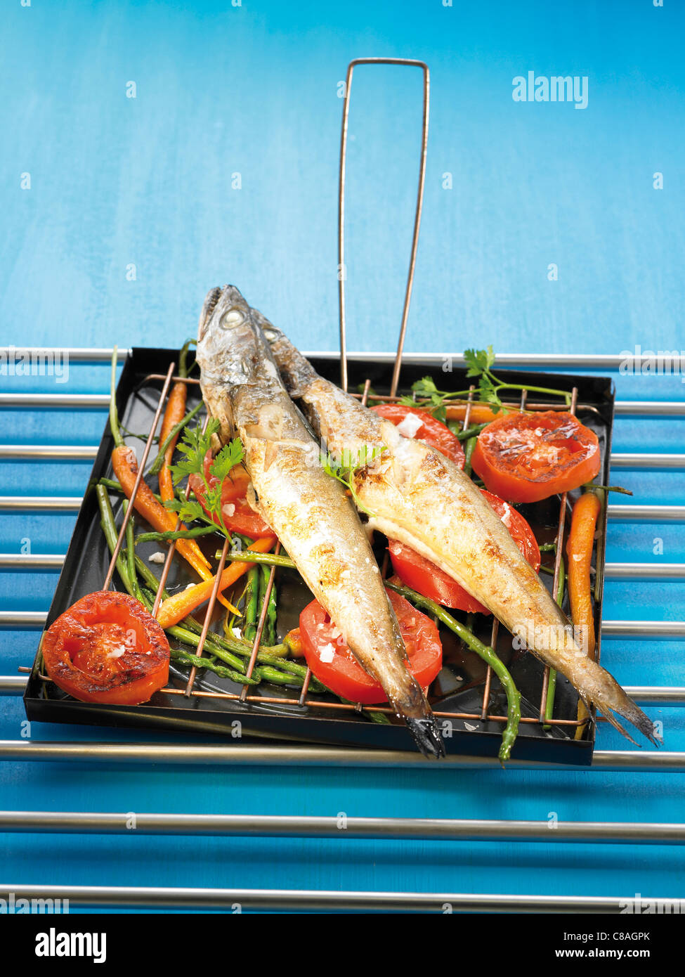 Grilled fish hi-res stock photography and images - Alamy