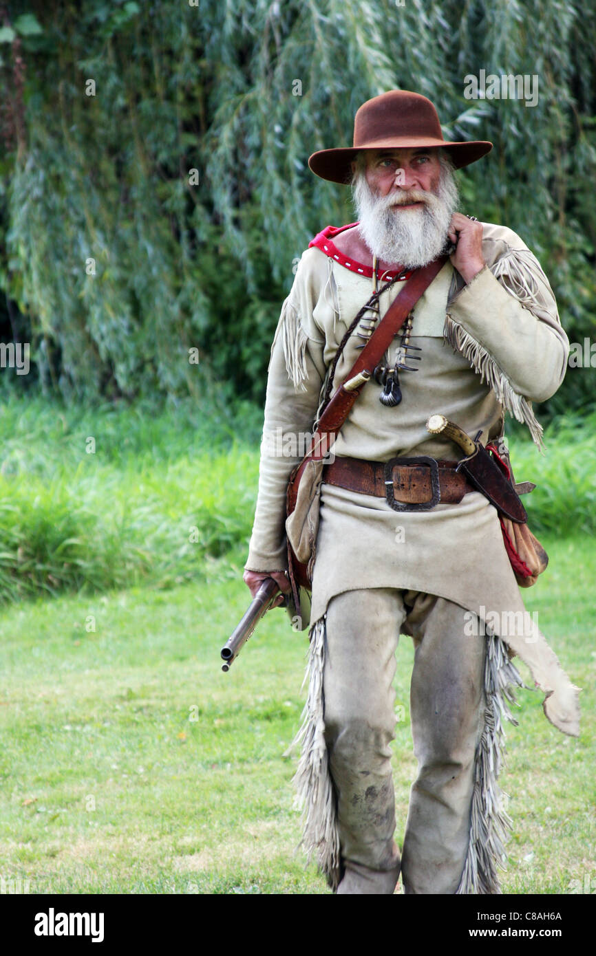 Pioneer hunter hi-res stock photography and images - Alamy