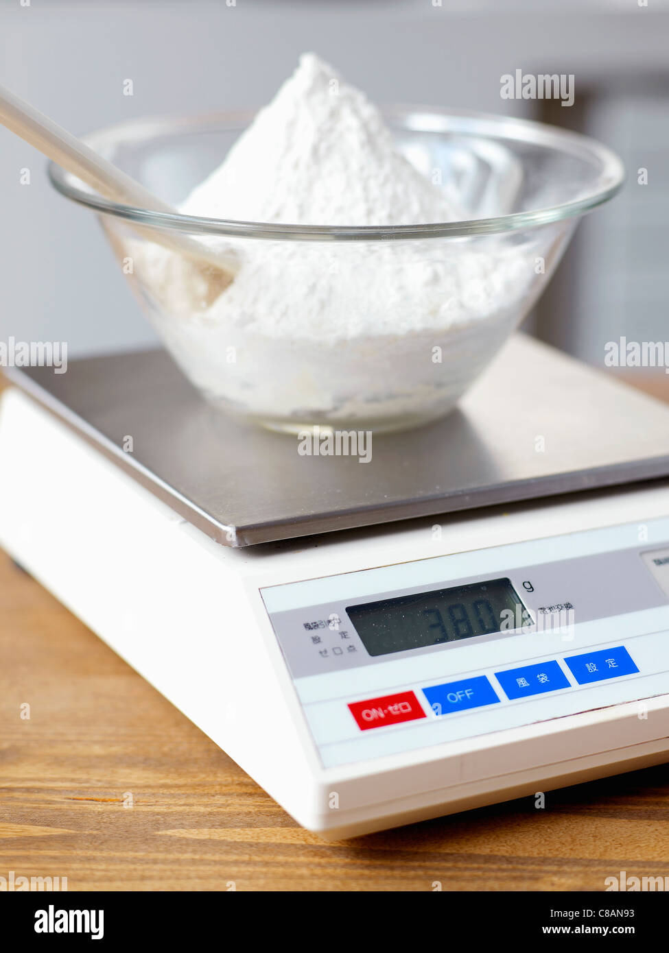 Weighing flour hi-res stock photography and images - Alamy