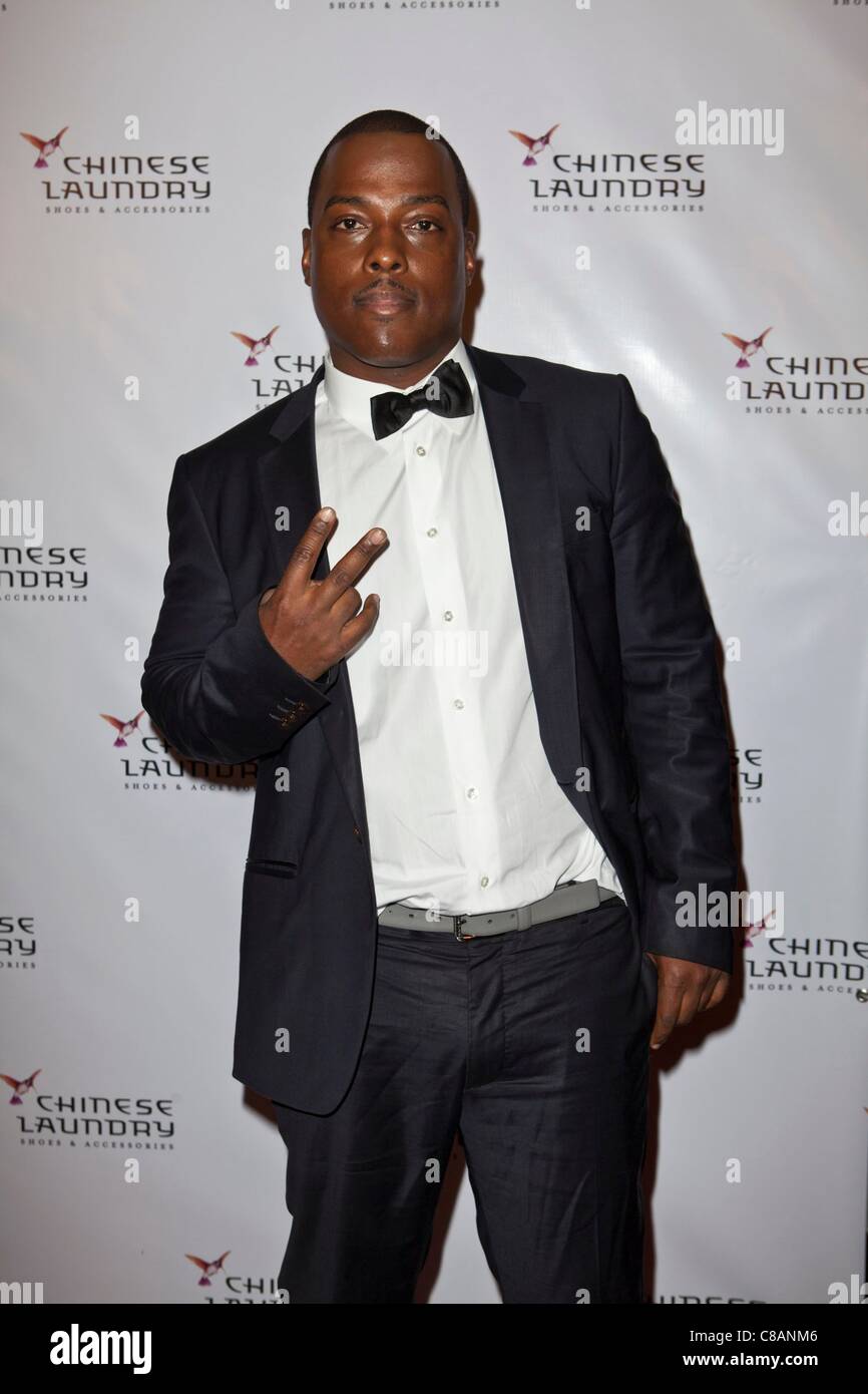 Warren G at a public appearance for Chinese Laundry Celebrates Kristin ...