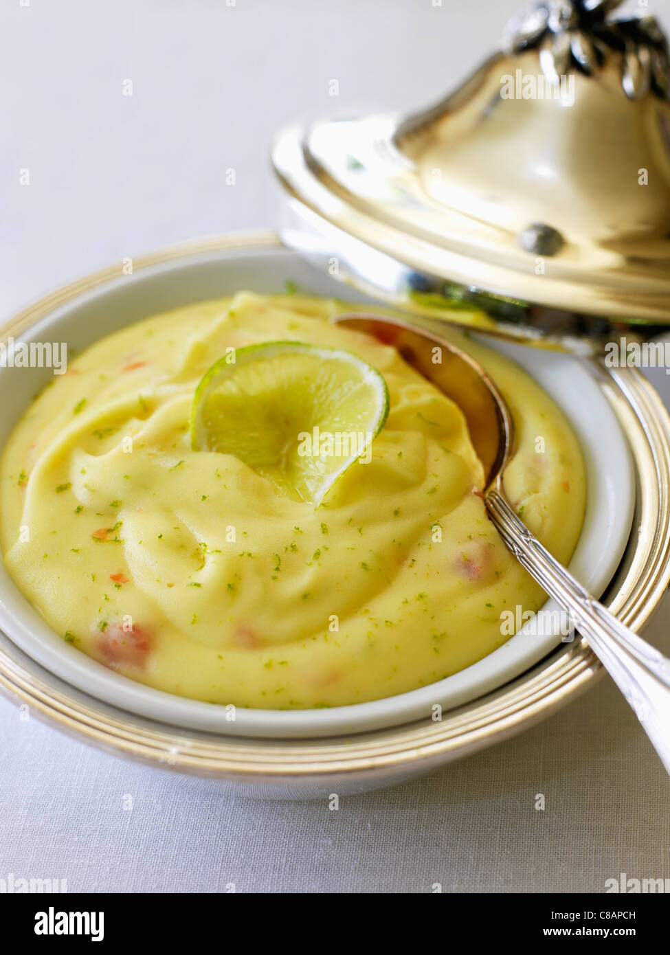 Mashed tomatoes hi-res stock photography and images - Alamy