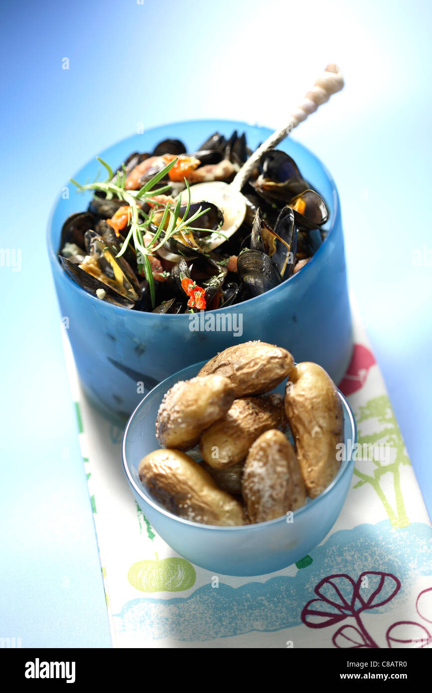 Bouchot Mussels High Resolution Stock Photography and Images - Alamy