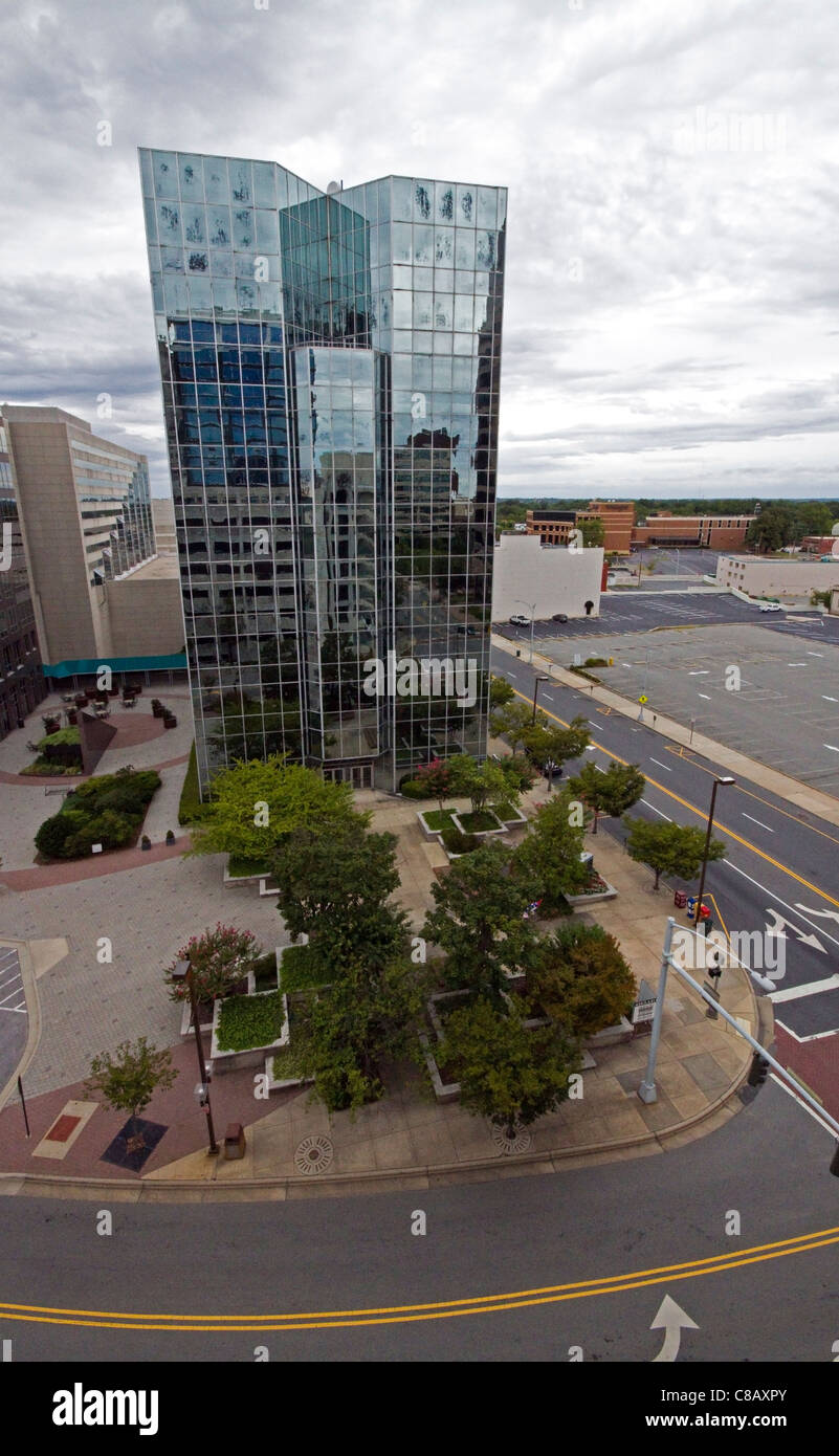 Side view building windows hi-res stock photography and images - Alamy