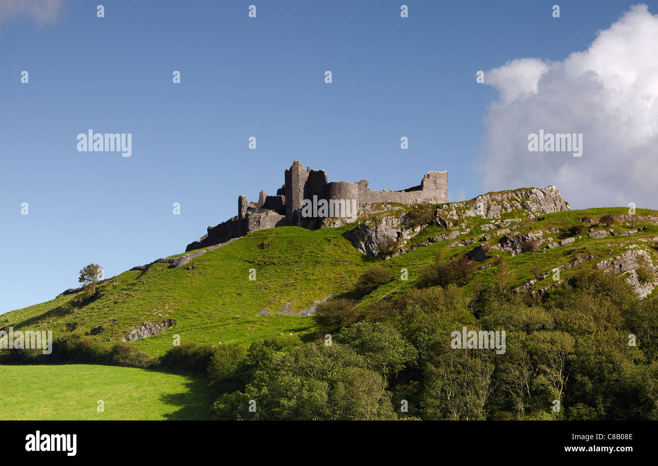 Carreg cennen castle hi-res stock photography and images - Alamy
