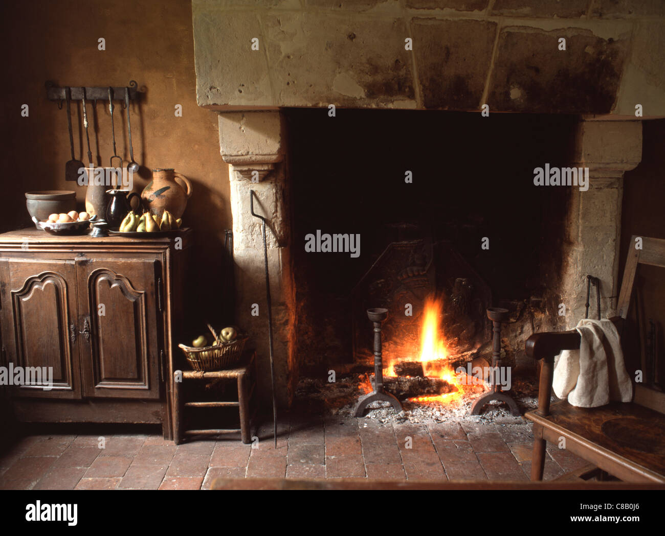 House interior with fireplace Stock Photo - Alamy