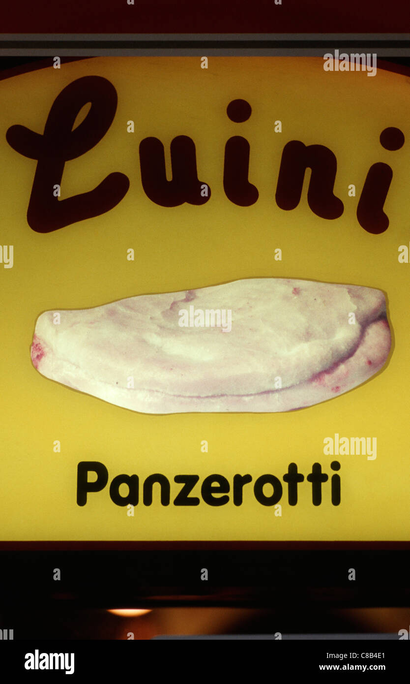 Luini's Panzerotti shop store, Milan, Italy Stock Photo - Alamy
