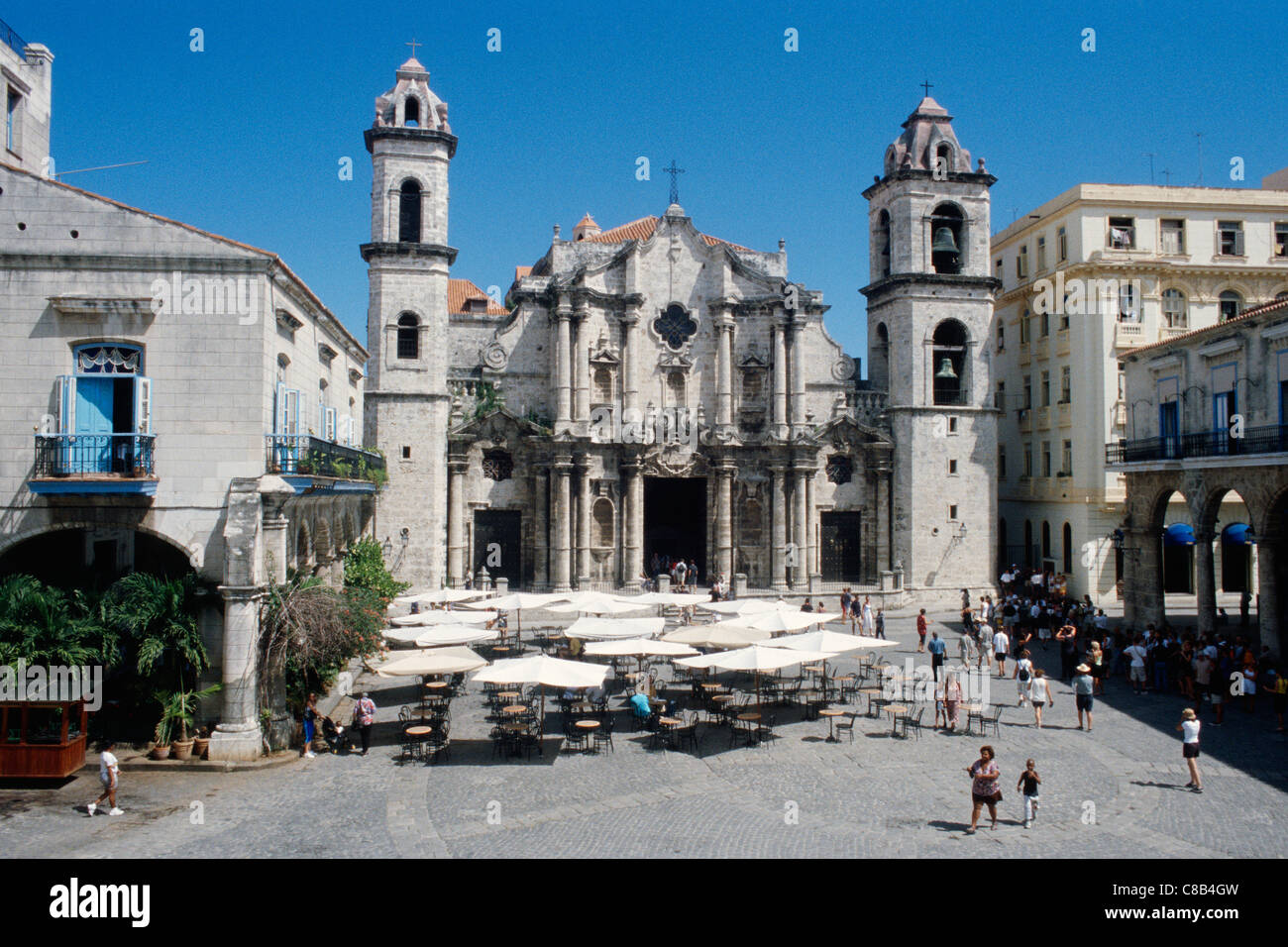 Catedral de la Habana Plaza de la Catedral Havana Cuba Stock Photo - Alamy