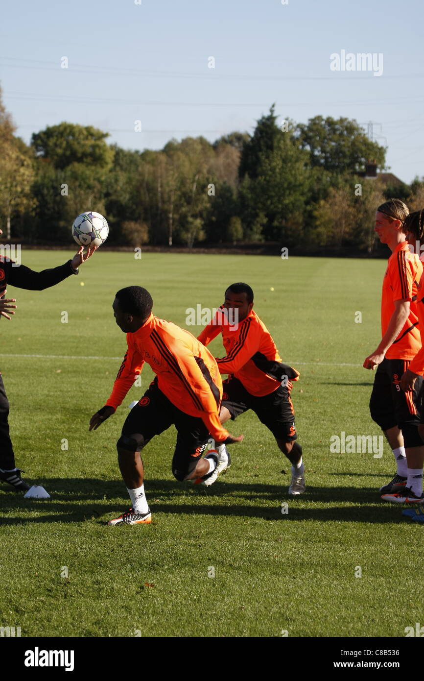 Team members of CHELSEA FOOTBALL CLUB in training at their COBHAM ...