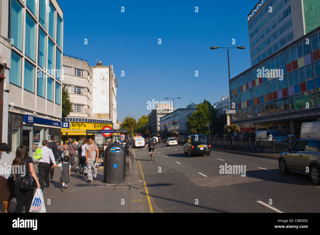 London notting hill gate hi-res stock photography and images - Alamy