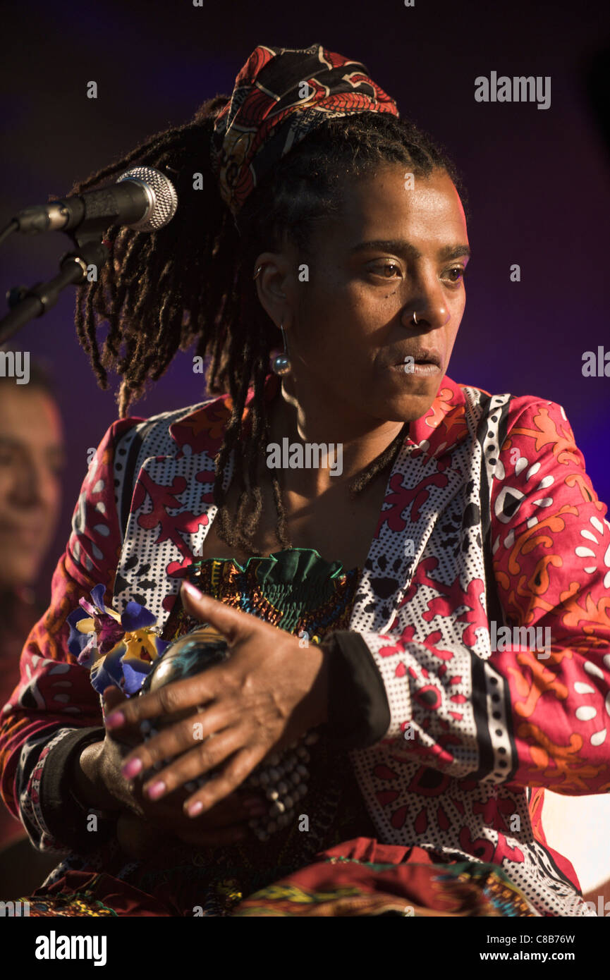 Percussion and singer hi-res stock photography and images - Alamy