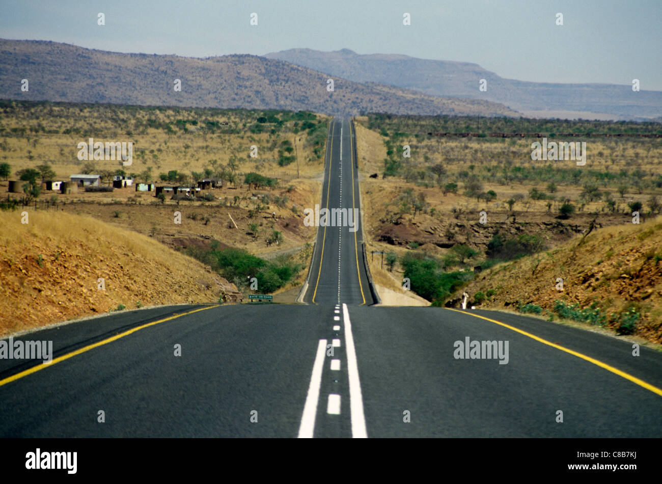 Western highway hi-res stock photography and images - Alamy