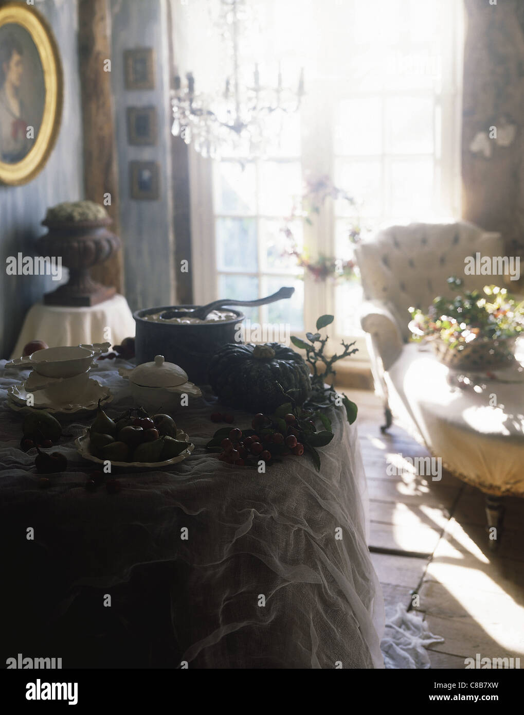 Set table, decoration Stock Photo - Alamy