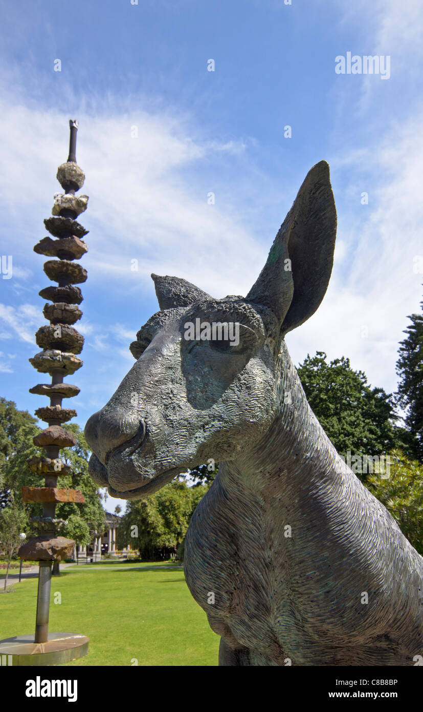 Perth city Kangaroo sculpture detail and Ore Obelisk artwork on St ...
