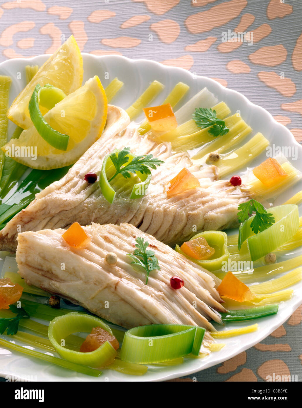 Cooked skate hi-res stock photography and images - Alamy