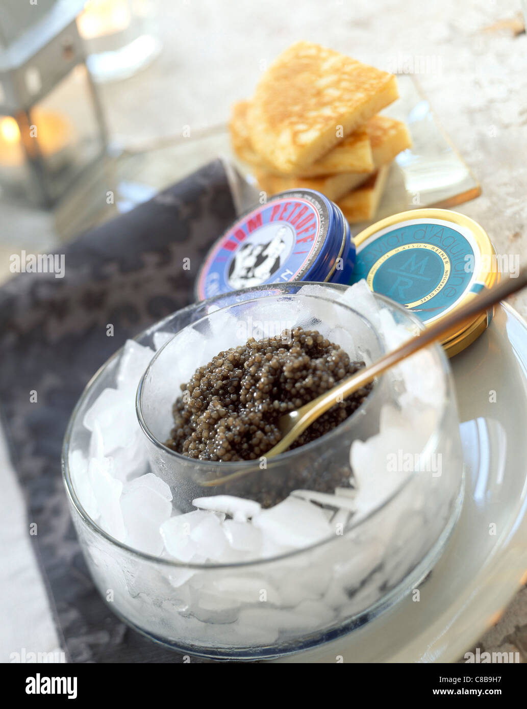 Caviar tasting hi-res stock photography and images - Alamy