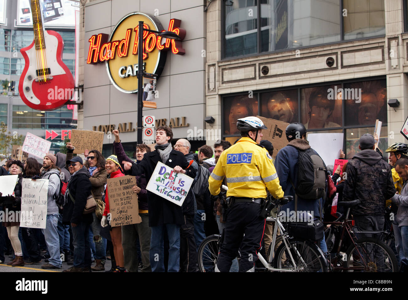 Toronto police protest hi-res stock photography and images - Alamy