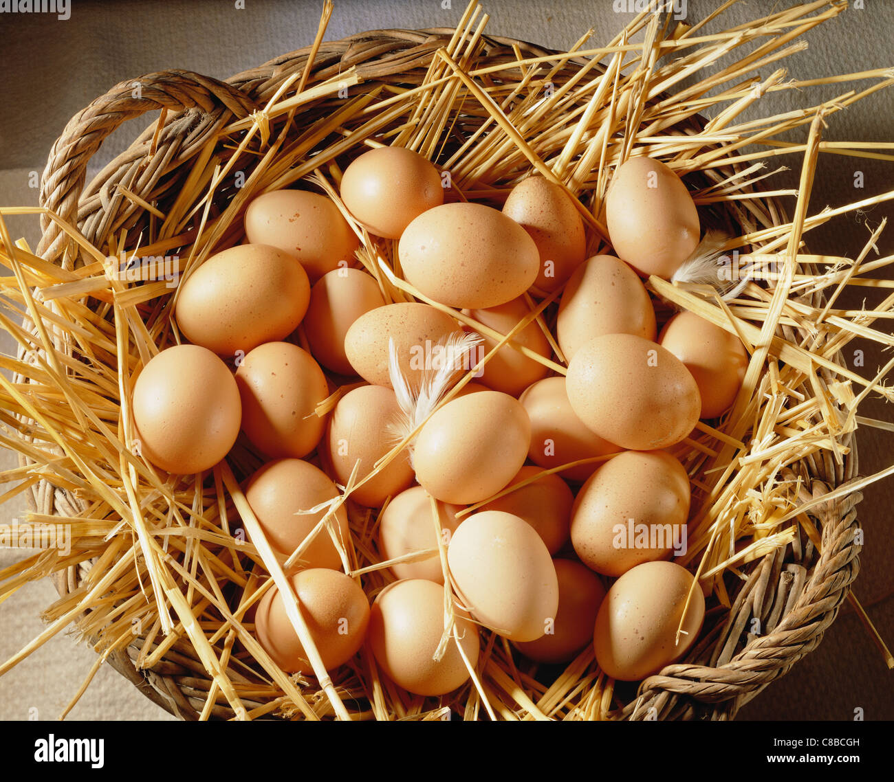 Country eggs hi-res stock photography and images - Alamy