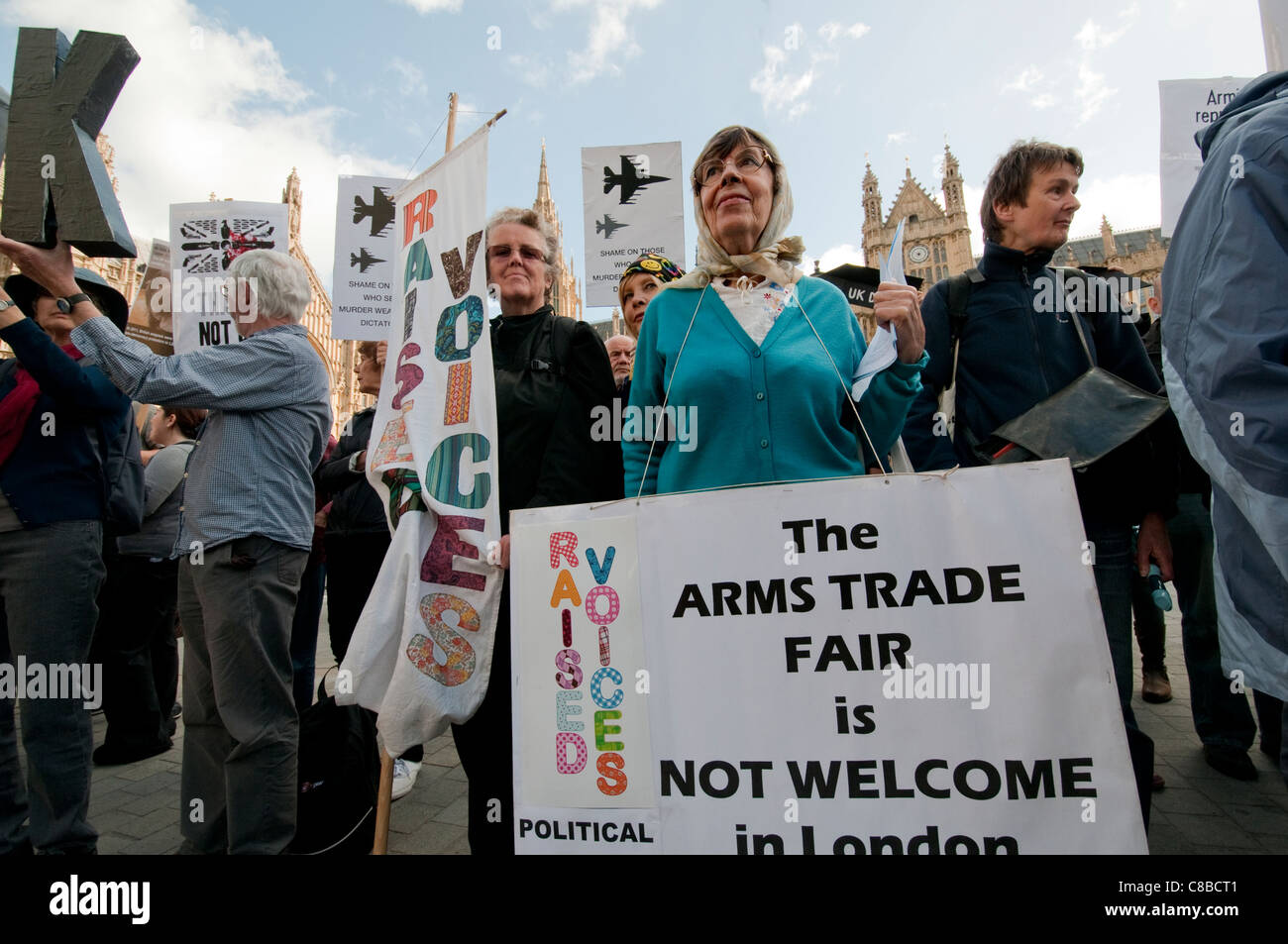 London campaign against arms trade hi-res stock photography and images ...
