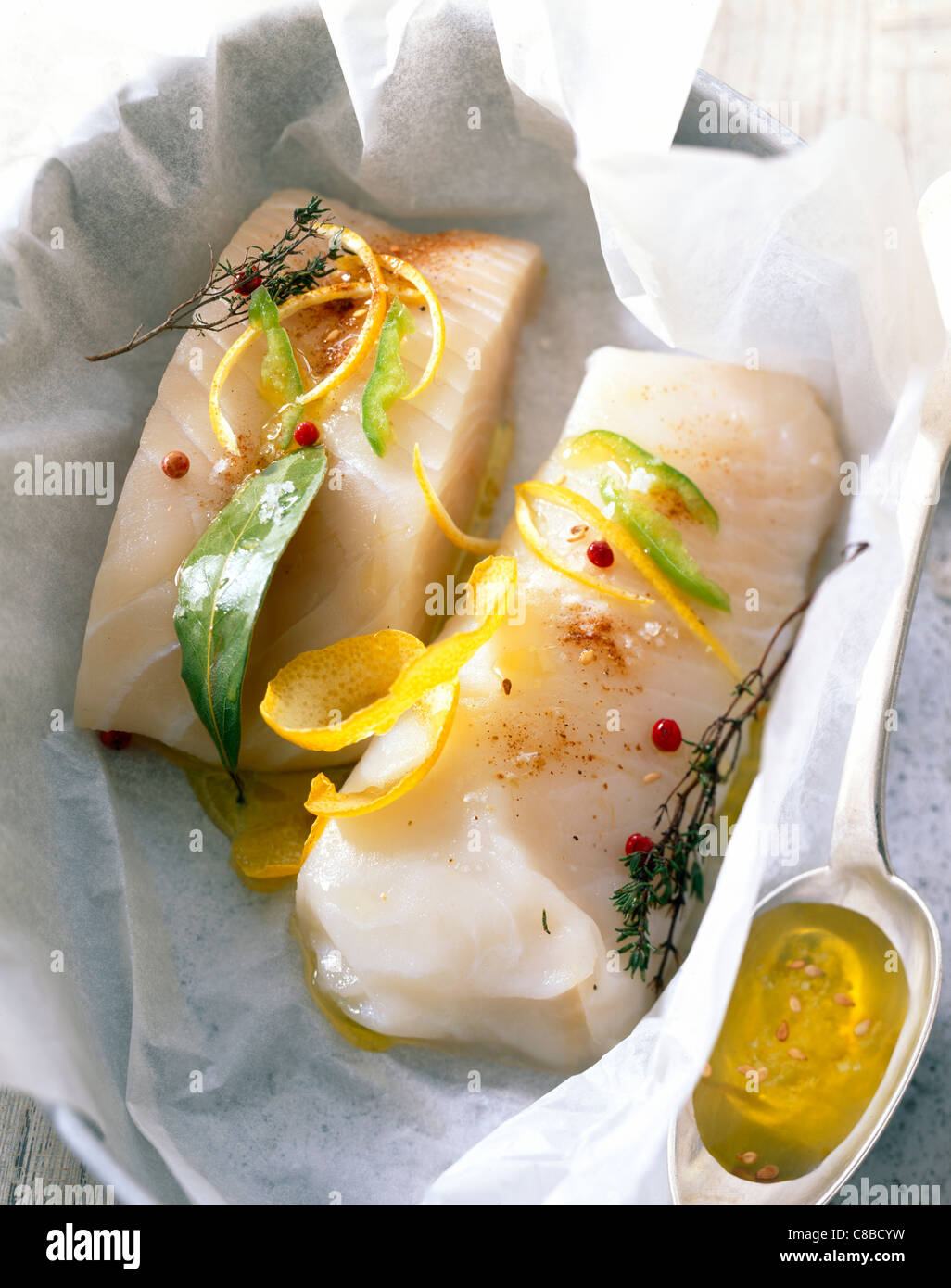Sea bass and halibut steaks Stock Photo - Alamy
