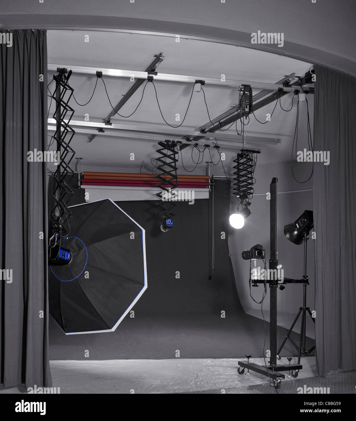 Floodlight light stage equipment hi-res stock photography and images ...