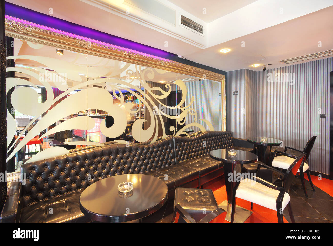 Interior of a cafe, mixed vintage and modern style of design Stock ...