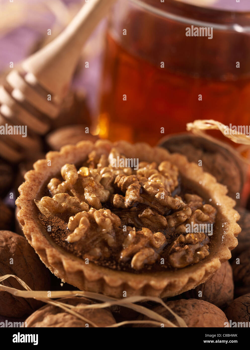 Tartlet shell hi-res stock photography and images - Alamy