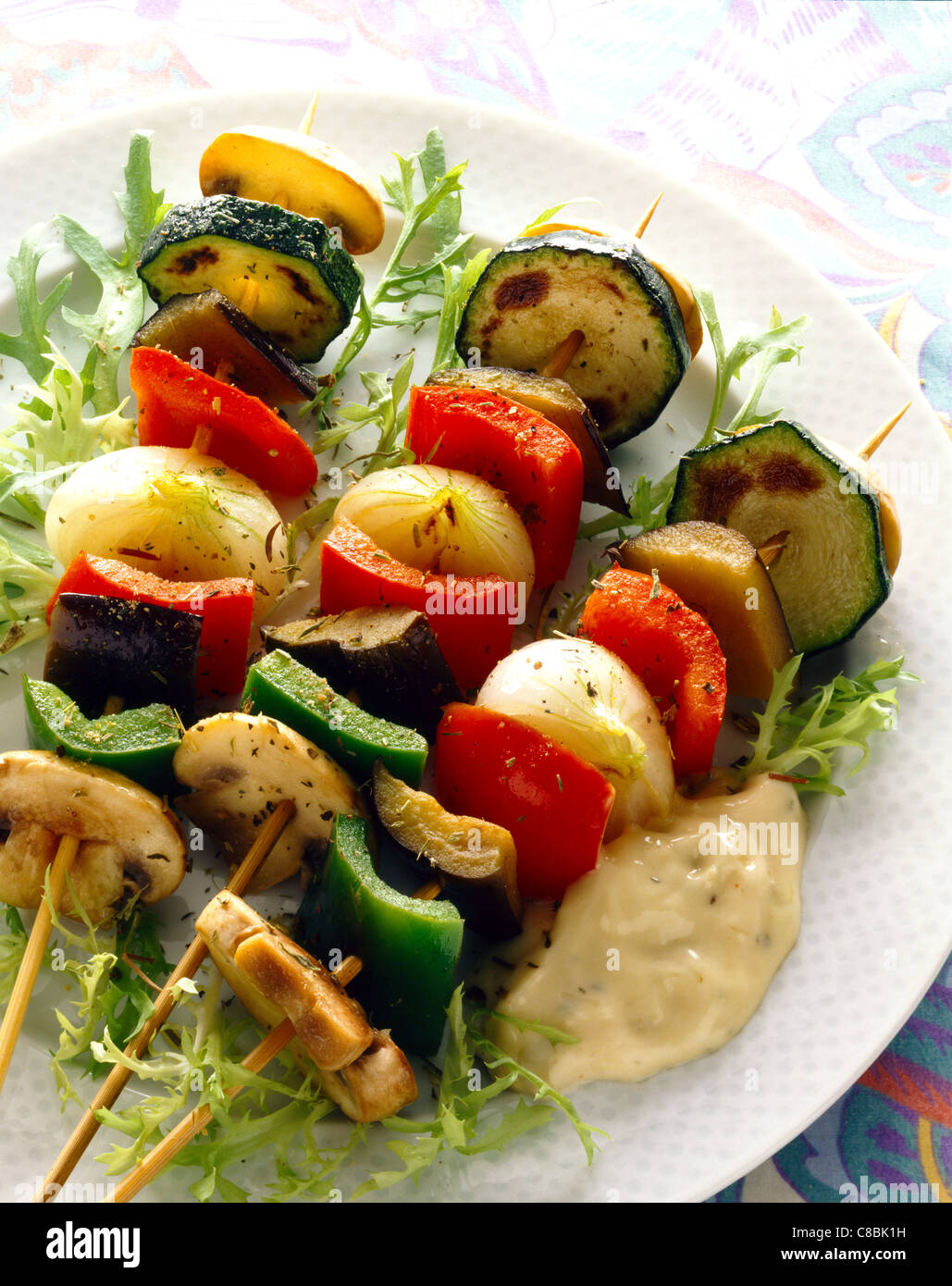 Zucchini mushroom kebabs hi-res stock photography and images - Alamy