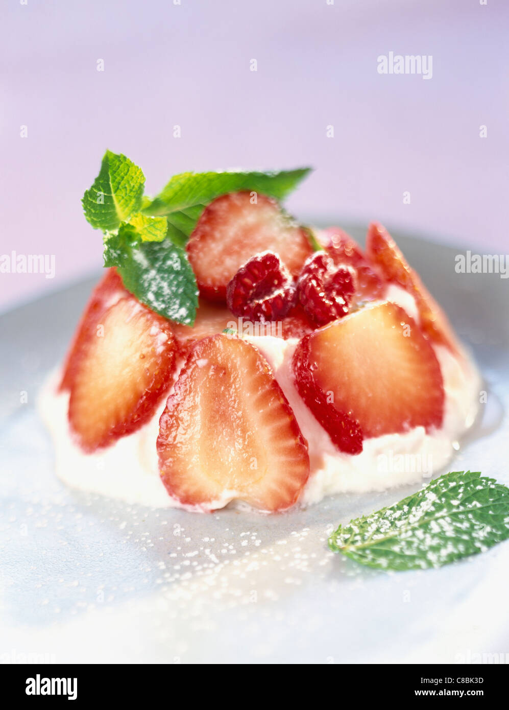 Fromage Frais Raspberry High Resolution Stock Photography and Images ...